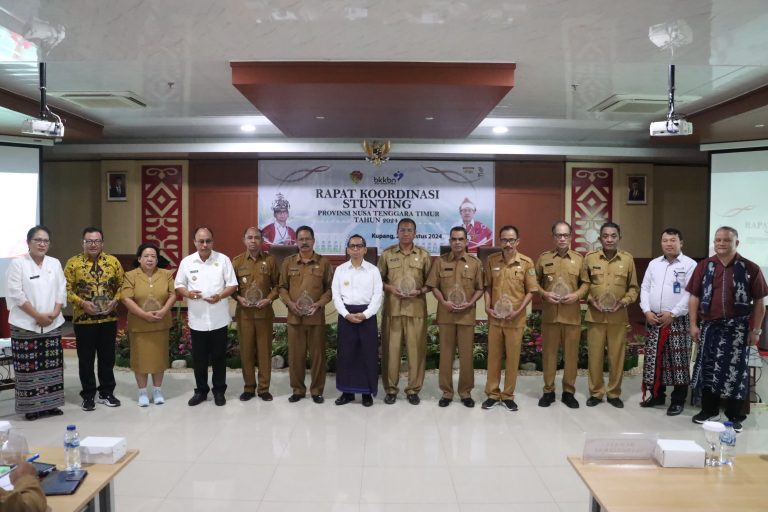 Pj. Gubernur NTT Buka Kegiatan Rakor Percepatan Penurunan Stunting ...